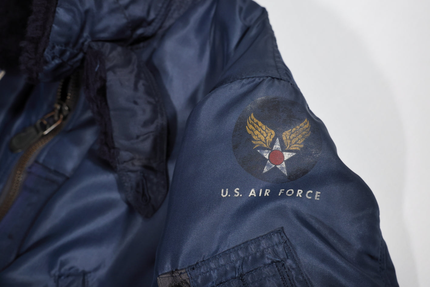 1950's USAF B-15 C Flight Jacket Patched Korean War. – Le 1950's USAF B-15 C Flight Jacket Patched Korean War. – Le